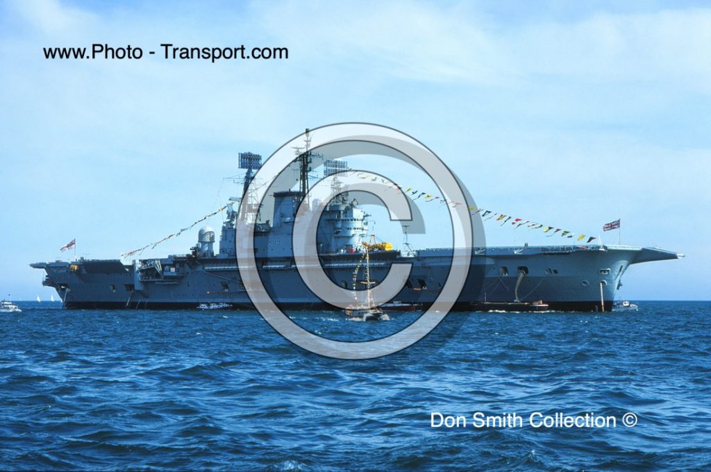 HMS ARK ROYAL - R09 - Aircraft Carrier - Photo Transport