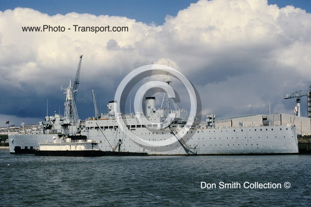 HMS MAIDSTONE - Depot Ship - Photo Transport
