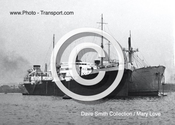 AMASTRA - Oil Tanker - Photo Transport