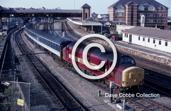 Class 37 No.37421 (EWS Livery) - Photo Transport