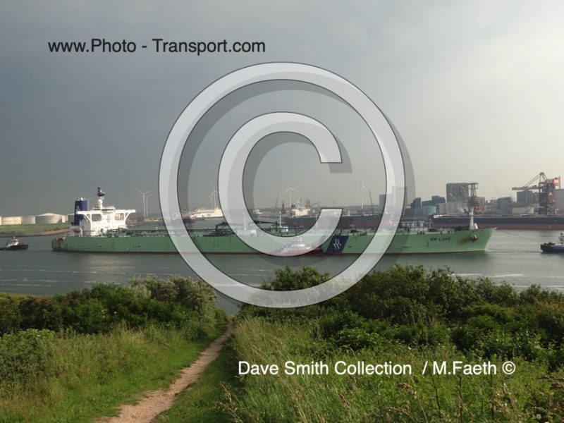 BW LAKE - VLCC / Oil Tanker - Photo Transport