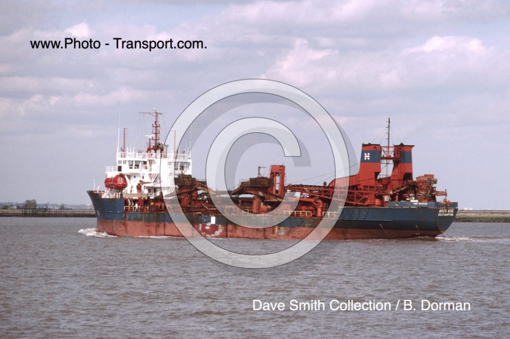 ARCO AXE - Dredger - Photo Transport